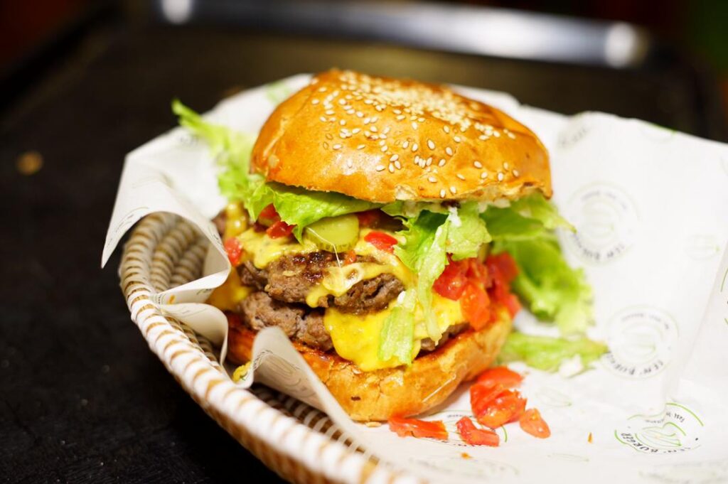 ‎PORTRAIT DE SOLÈNE FANTA VIDAL: Une Franco-Sénégalaise qui se ...