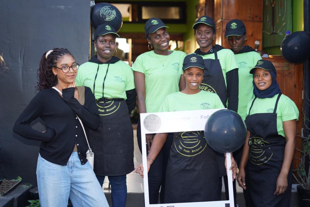 ‎PORTRAIT DE SOLÈNE FANTA VIDAL: Une Franco-Sénégalaise qui se ...